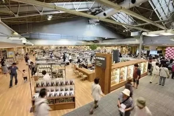 是商机还是陷阱？购物中心如何凭借“银发”业态逆袭成行业“王牌”？ - 景观网