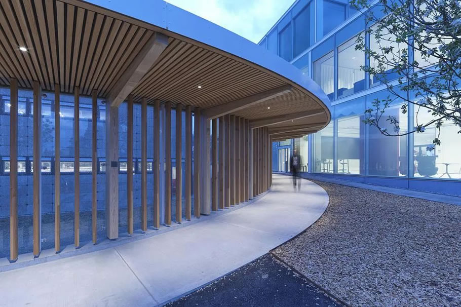 瑞士St. Gallen大学的SQUARE学习中心大楼设计 | Evolution Design - 景观网